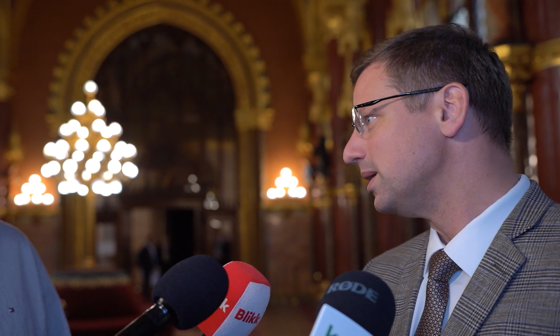 Gulyás Gergely így élte meg konfliktusát Magyar Péterrel - Blikk